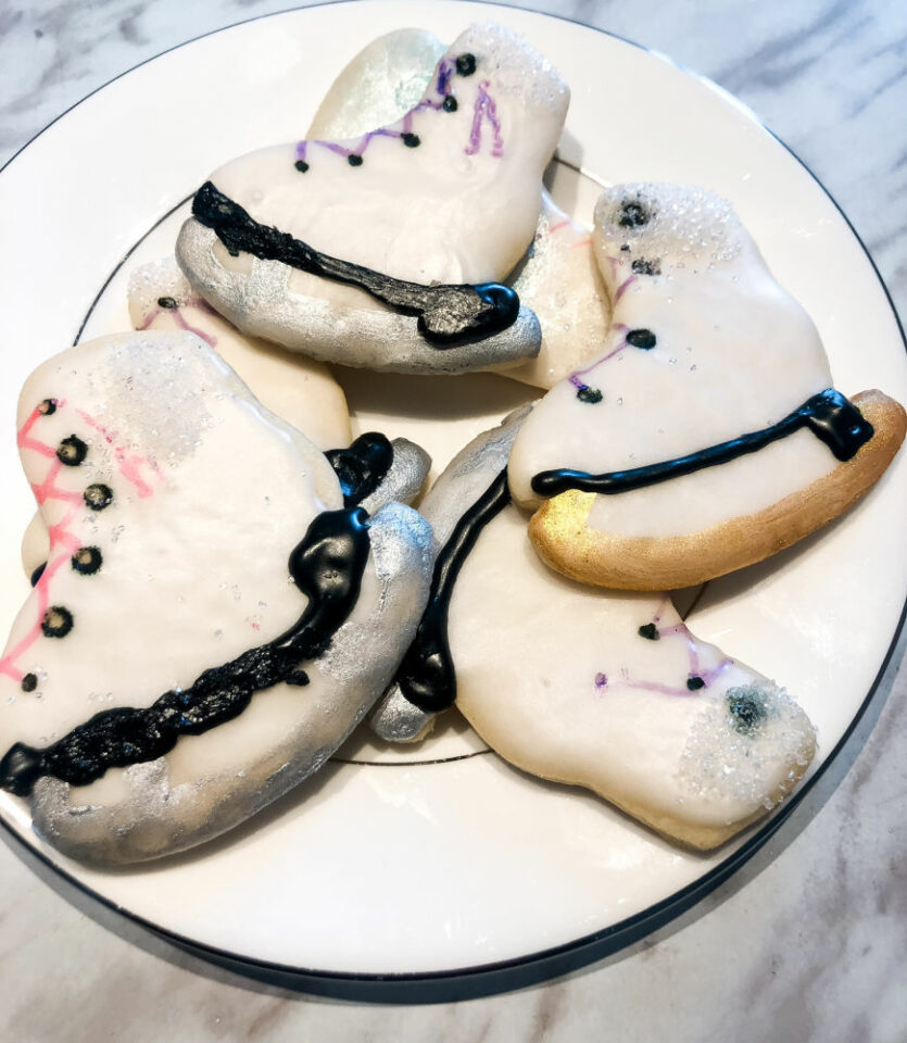 Super Easy Ice Skate Cookies