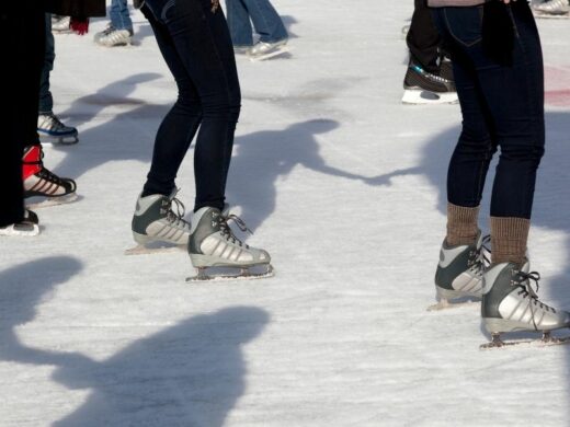 10 Ice Skating Tips For Beginners